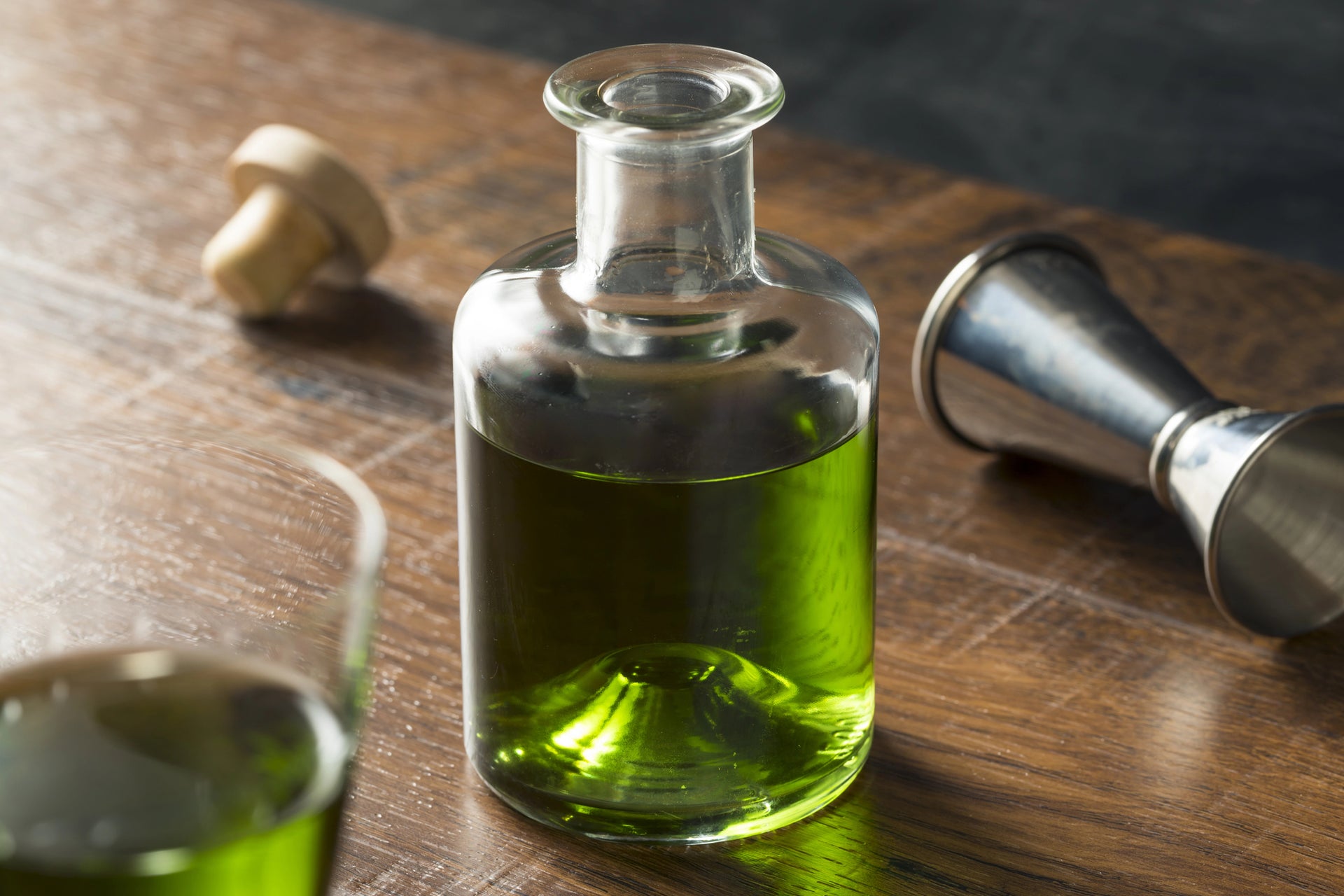 Best Absinthe Fragrances – DecantPlanet